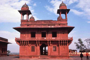 Civic Architecture in Islamic History