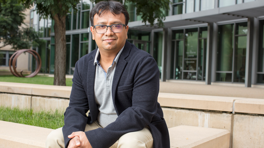 Spotlight: Executives, information, and growth | MIT - Massachusetts ...