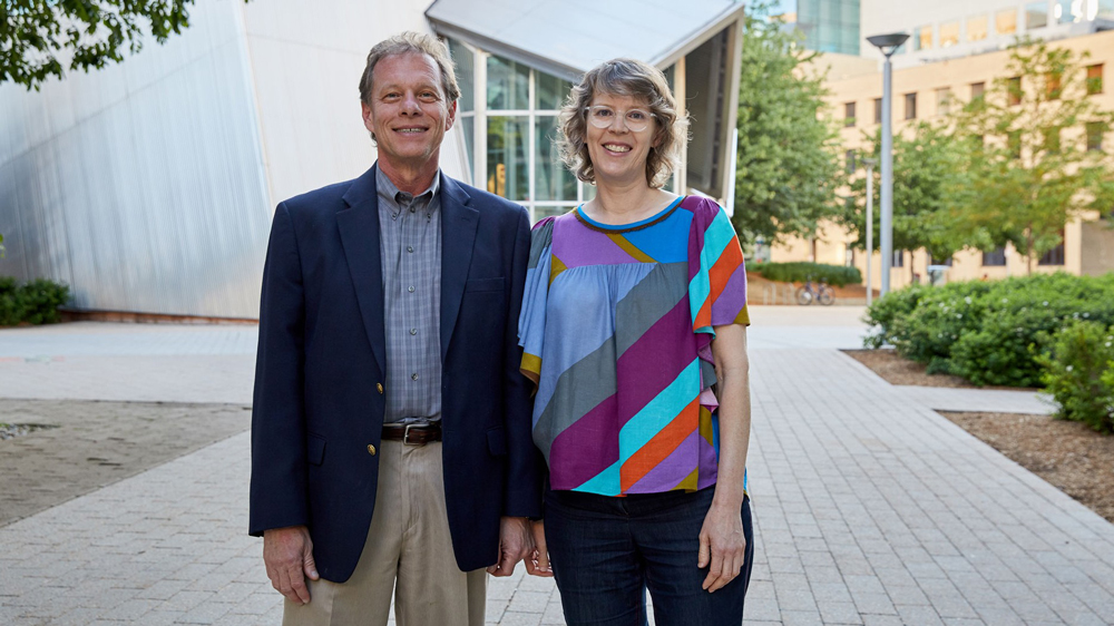 Spotlight: Sibling surprise | MIT - Massachusetts Institute of Technology