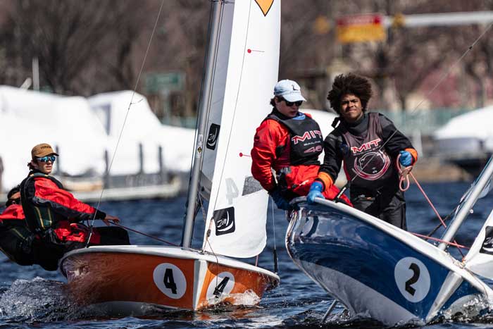 Spotlight: Probing black holes | MIT - Massachusetts Institute of ...